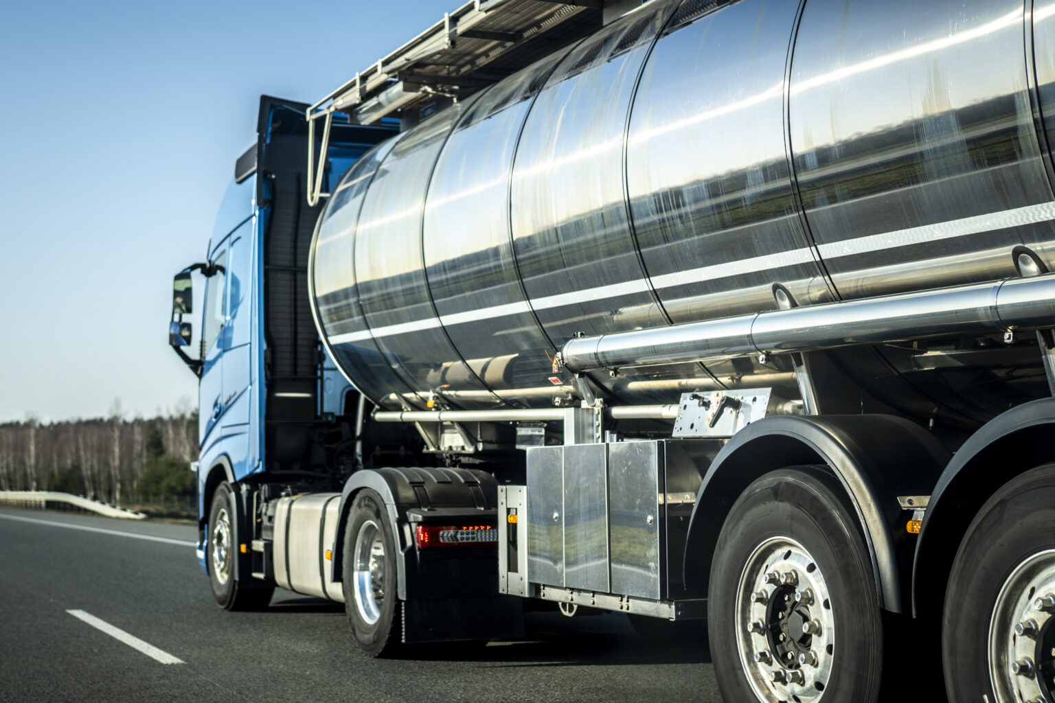 Wholesale Fuel Distribution & Delivery | Premier Petroleum